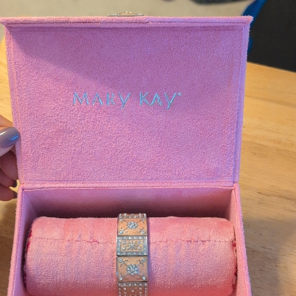 Mary Kay | Jewelry | Mary Kay Silver Bracelet With Silver And Pink ...